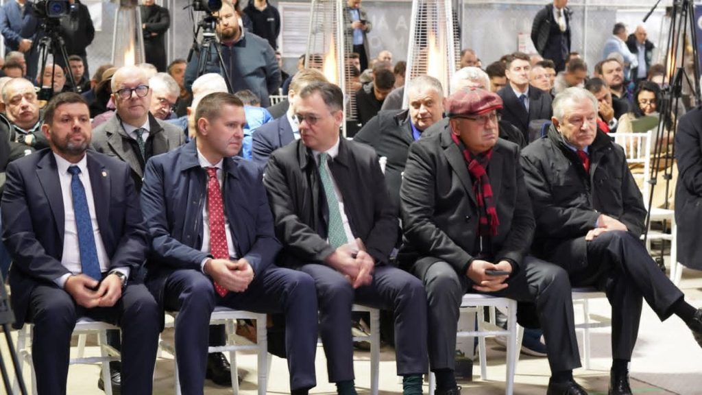 România are primul vehicul blindat 4x4 realizat la standarde NATO ...
