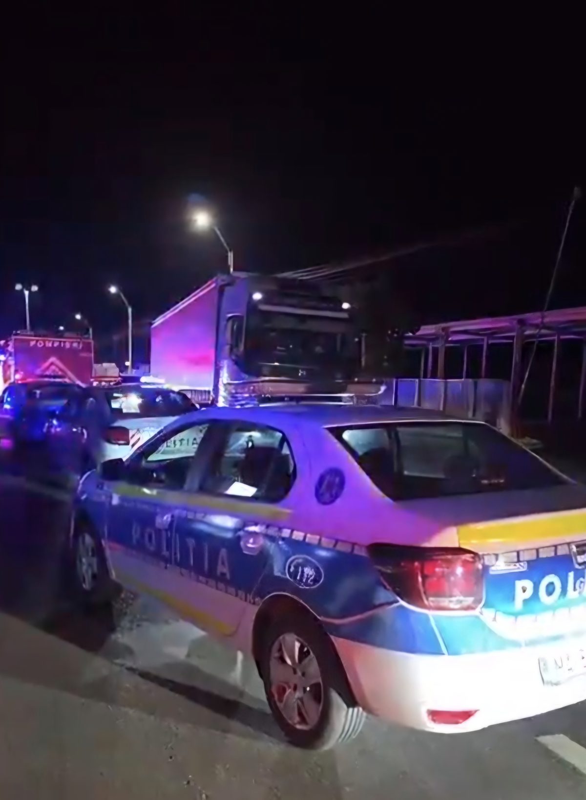 Accident grav în Târgoviște: cinci persoane, dintre care trei copii, au ...