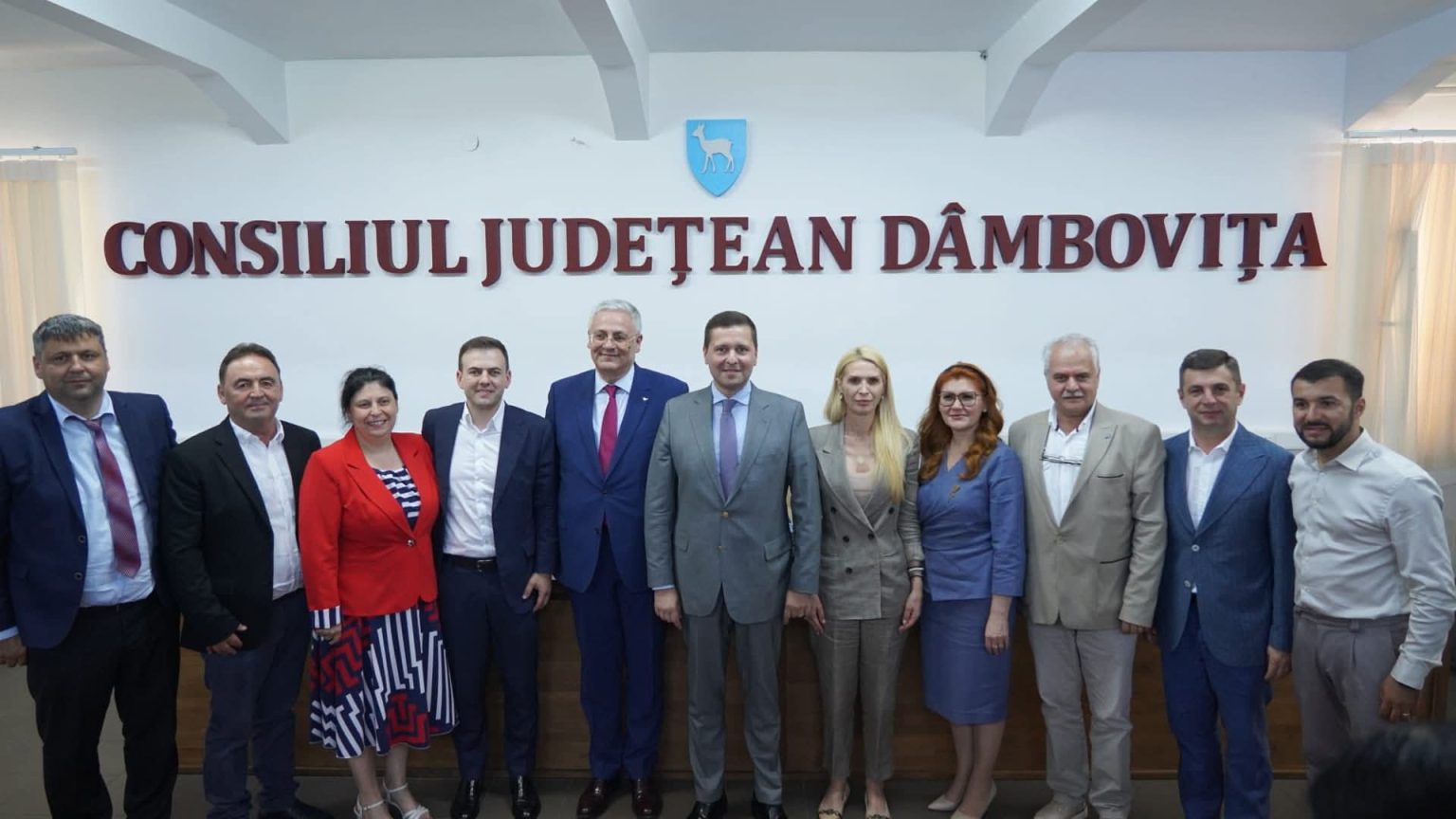 CJ Dâmbovița: Noi investiții majore în educația dâmbovițeană: 7 noi ...